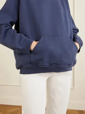 Matteau Minimalist Long-sleeve Sweatshirt
