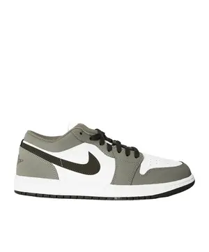 Nike Colorblock Low Top Sneaker - No