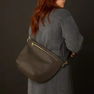 ALLEGORIE Pineapple Hobo Fanny Bag