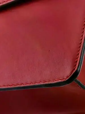 Gucci Sylvie Leather Small Shoulder Bag - Red