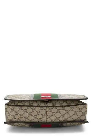 Gucci Gg Supreme Flap Messenger