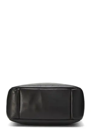 Saint Laurent Calfskin Le 5 À 7 Soft Hobo Bag - Black