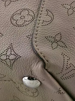 LOUIS VUITTON Hina Handbag Mahina Leather Pm Shoulder Bag