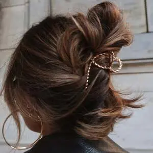 VIEVE Claw Clip Twisted