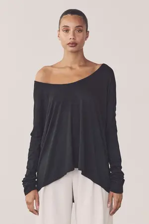 ARTEMIS DICIERO Genteel Oversized