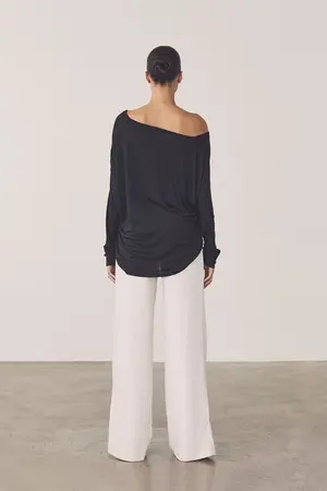 ARTEMIS DICIERO Genteel Oversized
