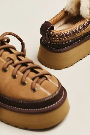 UGG Heritage Lace-up Slippers - Chestnut
