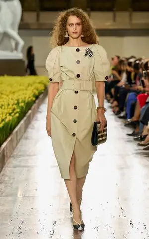Carolina Herrera Short Chain W Pearl Tassel Earrings
