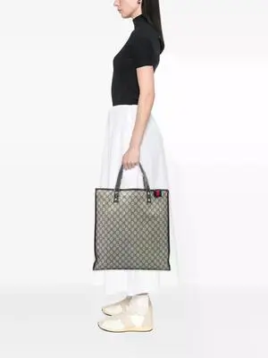Gucci 2016-2026 Gg Supreme Web Tote Bag