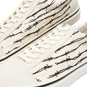 VANS Barbed Wire Low Upper Board Shoes - White