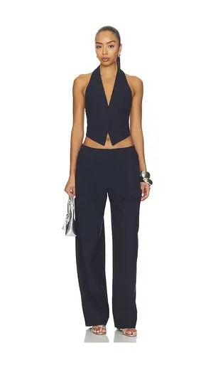 Nbd Tasnim Vest