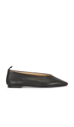 Steve Madden Swanky Flat