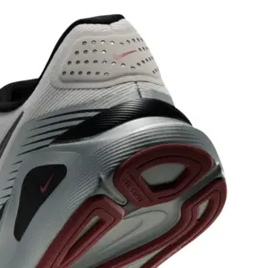 Nike Structure 26 Road Running Shoes