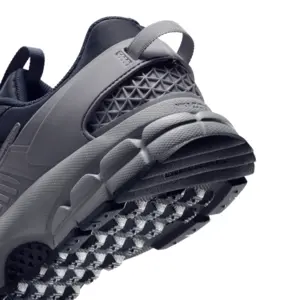 Nike Zoom Vomero Roam Winterized Shoes