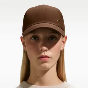 Nike Dri-fit Club Unstructured Metal Swoosh Cap