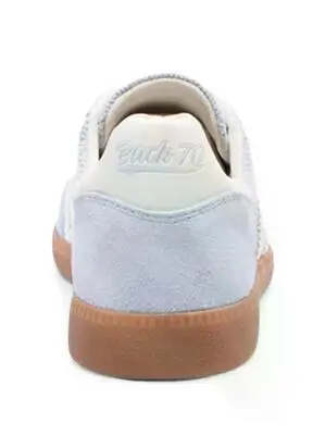 BACK 70 Ghost Sneakers