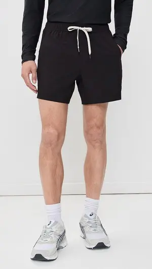 Vuori Kore Lined Shorts 5 - Black