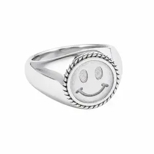 HOOPS + CHAINS LDN Smiley Ring - Silver