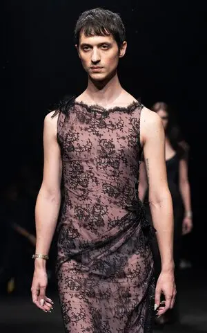 WIEDERHOEFT Sleeveless Chantilly Lace Maxi Dress
