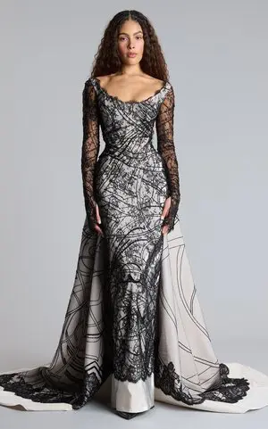 WIEDERHOEFT Train-back Chantilly Lace Maxi Skirt
