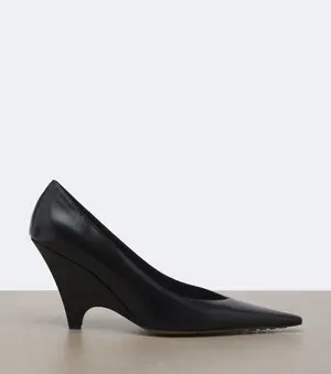 Bottega Veneta Adut Leather Pumps