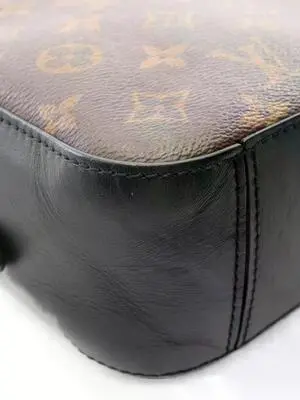 LOUIS VUITTON 2019 Saint-onge Monogram 2-way Shoulder Bag