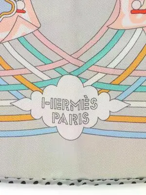 Hermès 2010s 70 Carrés Volants Scarf