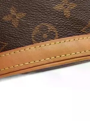LOUIS VUITTON 2021 Fold Me Monogram Bucket Bag