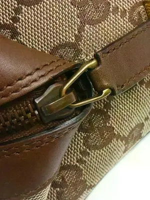 Gucci Gg Supreme Shoulder Bag