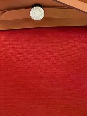 Hermès 2017 Herbag Zip 31 Shoulder Bag - Red