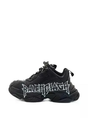 Balenciaga Triple S Low-top Sneakers - Black