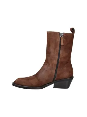 POEVE Boots "elow
