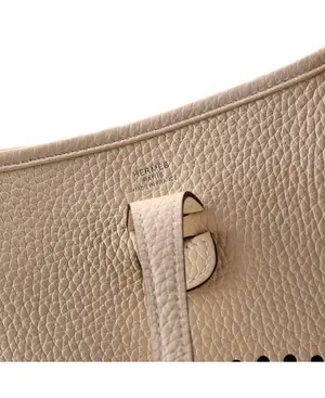 Hermès 23 Evelyne Bag Gen Iii Clemence - Neutral
