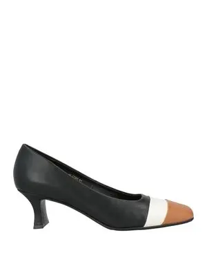 LUCIANO BARACHINI Pumps Size Leather