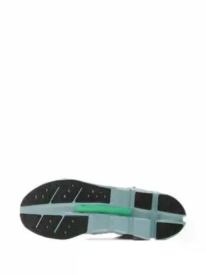 On Cloudflow 5 Sneakers