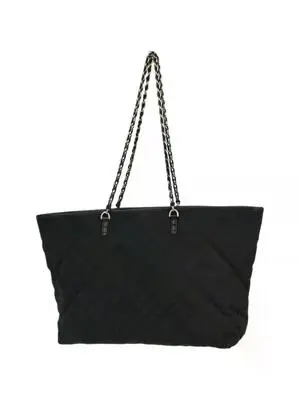 Fendi Zucca Quilted Shoulder Bag - Black