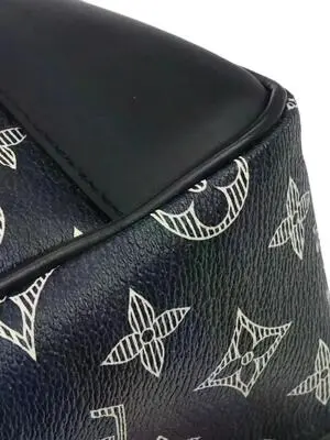 LOUIS VUITTON Monogram Savannah Logo-pattern Messenger Bag