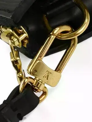 LOUIS VUITTON 24 Épi Pochette Accessoires Hand Bag
