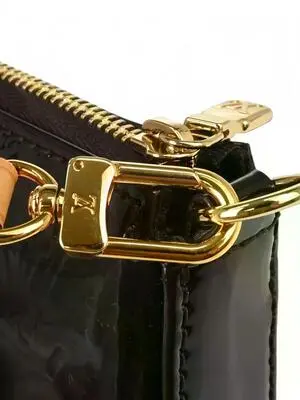 LOUIS VUITTON Vernis Pochette Accessoires Handbag