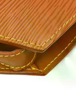LOUIS VUITTON Epi Cluny Leather Bucket Bag - Brown