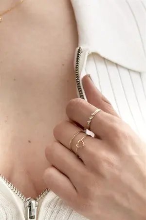 SET & STONES Heather Heart Ring