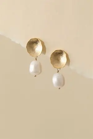 SET & STONES Dylan Pearl Earrings