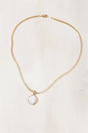 SET & STONES Serina Pearl Necklace - Gold