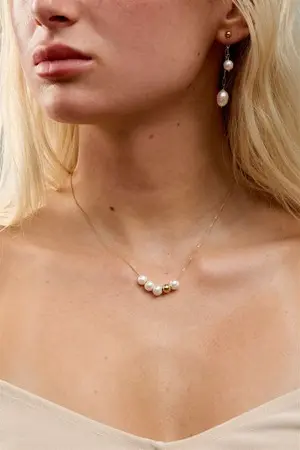 SET & STONES Portia Pearl Necklace