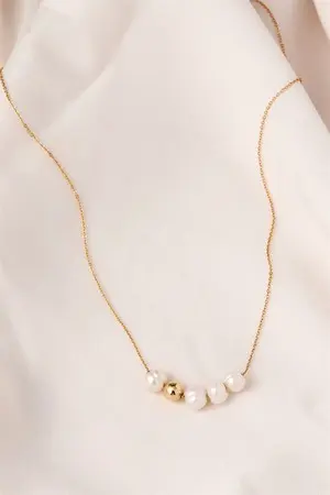 SET & STONES Portia Pearl Necklace