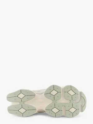 NEW BALANCE U9060 Suede Sneakers - Green