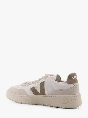 VEJA V90 Leather Sneakers With Suede Inserts