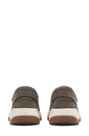 KIZIK Juno 2 Moc Leather Slip On Sneaker - Shitake/fog