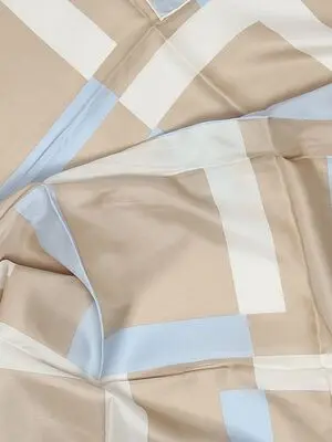 Max Mara Square Pure Silk Scarf With Diamond Print And Contrast Logo - Navy