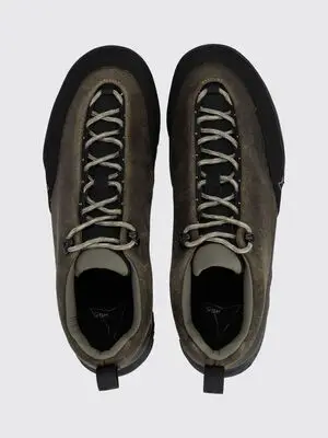 ROA Sneakers